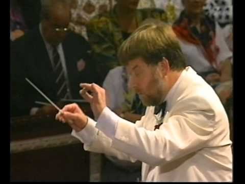 Brahms-Sargent 'Academic Festival Overture' - Andrew Davis conducts