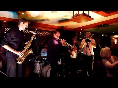 Second Line Jazzband plays 'Bourbon Street Parade'