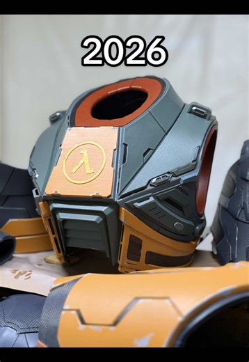 We’re nearing the end of a long WIP road. #halflife #halflife2 #halflife3 #gordonfreeman #hevsuit