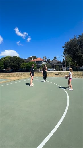 Seal the defender, create space, present to the feeder — then nail the shot of course 🎯 . . #netball #netballdrills #netballtraining #netballshooting | High Performance Netball