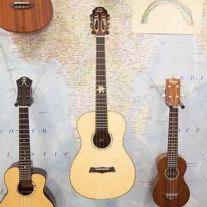 Snail BHC-5B Solid Spruce Top Baritone Ukulele — World of Ukes