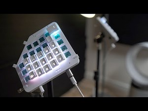 Taking Moonlander Ergonomics To The NEXT LEVEL With The Tripod Kit