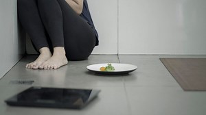 These Lesser-Known Signs Indicate That You May Have An Eating Disorder