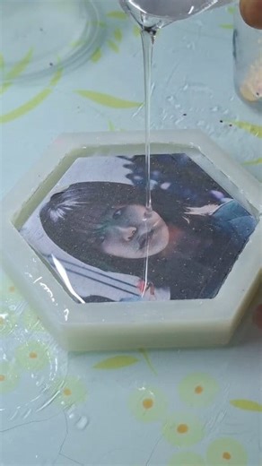 Making #epoxyresin Keychain with a little advice na may kasamang sulsol😂 #resin #resinart #epoxy #epoxyart #crafts #everyonefollowers #highlight | Melba Bajaro