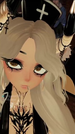 Mesmerizing Avatar with Expressive Eyes in VRChat