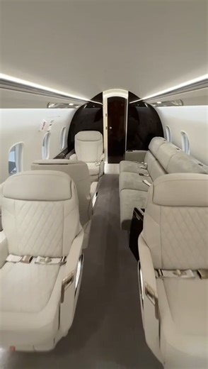 Step inside the Challenger 3500 showing with Freestream, where cutting-edge design meets effortless luxury. From its spacious cabin to next-level avionics, every detail is engineered for comfort, performance and style. ✈️ . . . #privatejets #aviation #luxury #privatejetlife #privatejetcharter #luxurylifestyle | Freestream Aircraft Limited