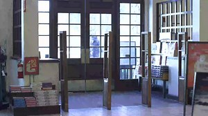 11K views · 104 reactions | THE FIRST 21: HOW I BECAME Nikki Sixx is an AWESOME book. Don't believe us? Here's @nikkisixxofficial to walk you through what you'll get himself. https://www.barnesandnoble.com/w/the-first-21-nikki-sixx/1138833567?ean=9780306923708 | Barnes & Noble | Facebook