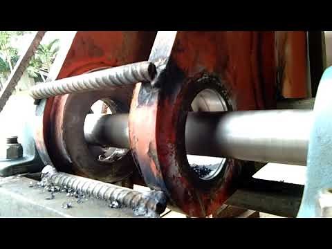DIY line boring machine. Very simple to make out of scrap metals and junk parts..