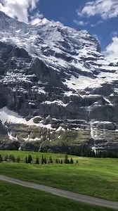 Visit r/gifs to see all the best things the world has to offer. (Credit: u/mocosoft) | Reddit