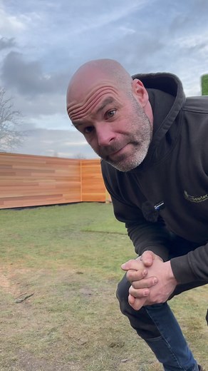 Another Cedar cladding project finished. Steel posts and secret fixings. Gates to match. 👌🏼 #fyp #foryoupage #cedar #cladding #woodwork #carpentry