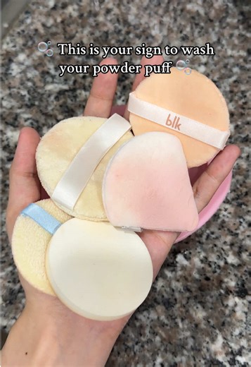 Essential Steps to Clean Your Powder Puff Effectively