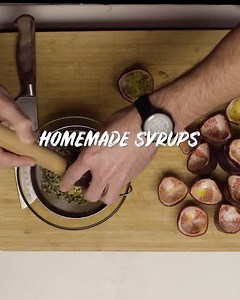 Get World-class Bartender training designed by The World’s #1 Bartending School & Top Experts, 📕🍹in your own time and at your own pace. ✅ Learn the Perfect Serve ✅ Craft homemade ingredients ✅ Access Secret Hacks ✅ Know the History of Cocktail Making 1- Beginners can learn the basics 🧑‍🎓 2- Bartenders can level-up their skills 🍸 3- And curious mixologists can discover tiki culture 💡 Start your own adventure today 😊 👉 www.online-barschool.net/us #EBS #Europeanbartenderschool #HardWorkSpir