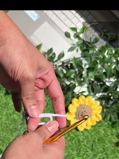 Magic Ring (mr) Crochet: Beginner Friendly Tutorial