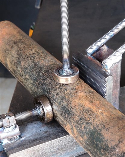 really used bearings are useful !! with used bearings I managed to make a carpentry tool that is unknown to millions of people in the world #weldingcreativetools #homemade #DIY #Tools #tooltips | R3 Welder Art