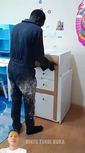 540K views · 3.6K reactions | Meja lemari super unik #kreatif #tips #tutorial #reelsfacebook #diy #trendingreels #fyp #trick #short #homemade #furniture | Rinto Tandi Rura | Facebook