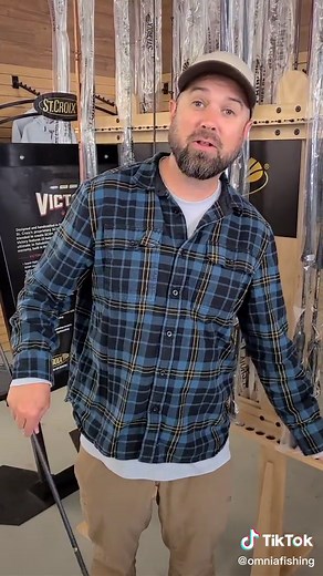 Right handed reels VS. Left handed reels Which are you and why? #OmniaFishing #BassFishing #Fishing #Baitcaster #SpinningReel #FishingRod #LargemouthBass #SmallmouthBass #TipsandTricks #Outdoors