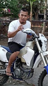 Super tigas ng compression. Yamaha WR450 | Joel Labrador Mascariñas