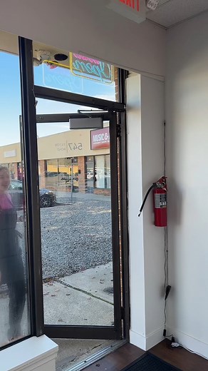 Walking into work everyday like…🌟🤍 #lovewhereyouwork #home #doggroomers | Neon Pet Salon