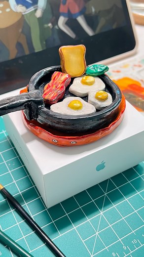 16K views · 14 comments | Making Howl’s Moving Castle breakfast with air dry clay 肋. . #art #artcraft #clayart #clay #claypin #ghibli #howlsmovingcastle #ghibliart #ghiblistudio | Zoe Art Garden | Facebook