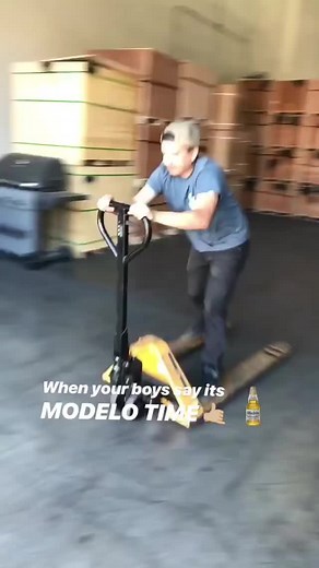 Anytime is modelo time 🤟🏼🍻 #fyp #modelo