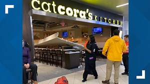Restaurant ceiling collapses at Atlanta airport