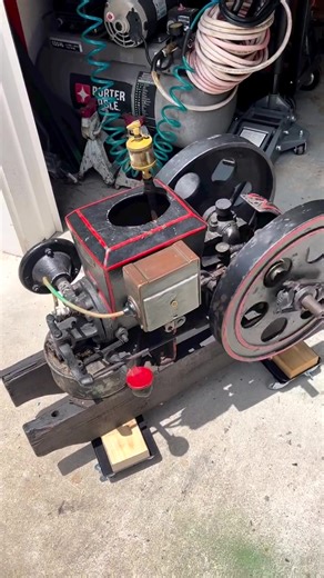 🚜 POWER THAT NEVER QUITS ⚙️ Heavy-duty stationary engine built for farms, workshops, construction & backup power. Reliable. Fuel-efficient. Built to work all day without stress. ✅ Strong performance ✅ Low fuel consumption ✅ Easy maintenance ✅ Long-lasting engine life Perfect for water pumping, milling, generators & industrial use. 📩 DM for specs, price & availability ⚡ Serious buyers only . . . . . . #StationaryEngine #DieselEngine #HeavyDuty #FarmPower #IndustrialMachin