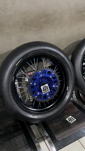 Yamaha YZ 250 Supermoto Custom Modifications Guide