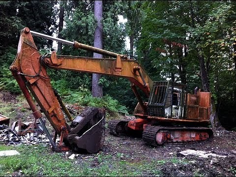 Hitachi UH-14 Old Excavator