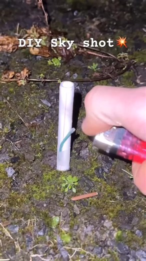 Experiment_Channel on Instagram: "Try this explosive experiment at home! 🎇🧪 Are you ready to witness magic? 💡⚡ #इंडियनDIY #साइंसफन #देसीजुगाड़ #इंदौरक्रिएटर्स #विज्ञानकाजादू #ExperimentTime #TrendingReels #ScienceMagic #ViralHack #DIYIndia #CreativeMinds #DesiScience #InstagramReels #ExplorePage"