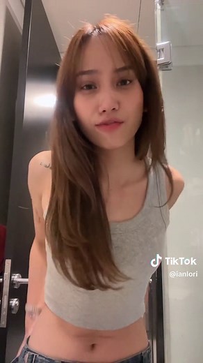 Skinny Model - The Skinniest Model in the World