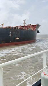 31K views · 2.3K reactions | 300MTR bulk carrier ship Berthing view ⚓⚓ #shortsvideos #ship #viral #merchentnavy #song | Mosarof Mondal | Facebook