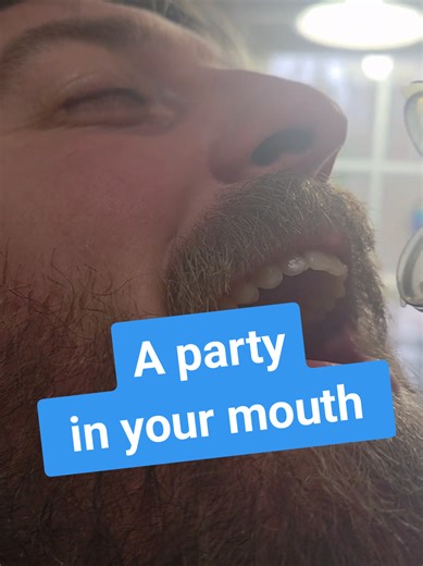 Fun and Efficient Mints for Kissable Breath!