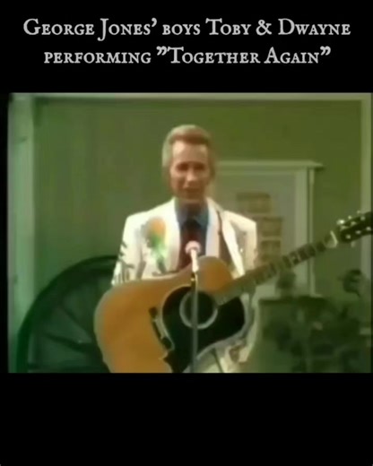 #fieldrecording #oldtimemusic #oldtimemusicians #fiddle #banjo #americanmusic #traditionalmusic #westvirginia #phoebeparsons #oldtimefiddle #oldtimebanjo #americanfolkmusic #folklife #ecball #bobbybare #countrymusic #shelsilverstein #folk #folkmusic #appalachia #fiddle #fieldrecording #oldtimemusic #dimestoreradio #georgejones #PorterWagoner #countrymusic | Dime Store Radio