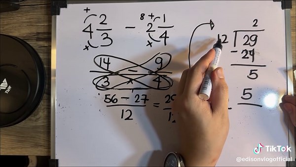 Paano Mag-Subtract ng Mixed Fractions na may Ibang Denominators