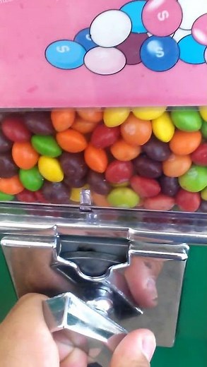 How to hack a vending machine