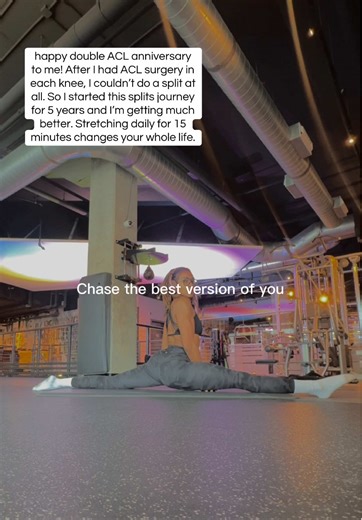 I LOVE MY SPLITS JOURNEY! #aclrecovery #aclsurgery #fitnessmotivaton #splits #fyp