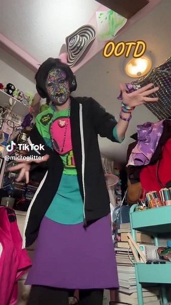 Do yall want a makeup tutorial for alternative makeup in general because I get asked a lot about my makeup?? #ootd #outfitoftheday #drag #dragmakeup #ilovemybf