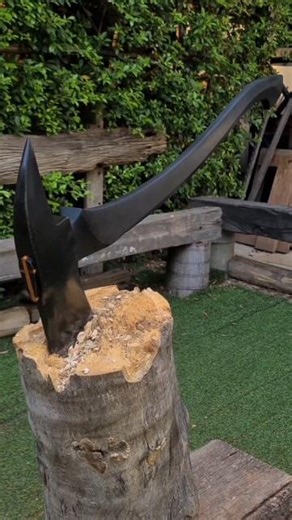 How This Cool Axe Is Made...
