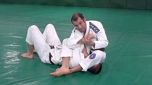 6.1K views · 251 reactions | Having trouble finishing the armlock? @ryrongracie teaches a great way to break the opponent's defense. Go train! #jiujitsu #jiujitsumag #jiujitsulifestyle #bjj #bjjlifestyle #howto #tutorial #technique #howto #video #gentleartmedia #oss | Jiu-Jitsu Magazine | Facebook