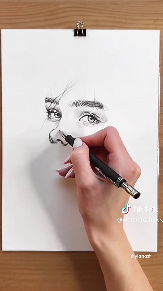 Learn to Draw Realistic Portraits Online