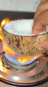 2.1M views · 8.6K reactions | തേങ്ങ ചിരകാൻ ചിരവ വേണ്ട #tips #reels #tricks #tipsandtricks #kitchenhacks | Joby's dream world | Facebook