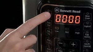 The Bennett Read Super Chef 6 Plus creates a hyper-pressure steam chamber, which mimics the action of slow cooking but in a fraction of the time while locking the flavour, nutrients, and moisture into your food. How cool is that!? | Tevo