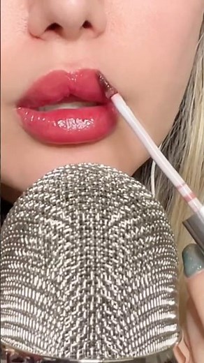 Lip Gloss Application + Mouth Sounds ASMR 💋 | Relaxing Lip Care & Tingles