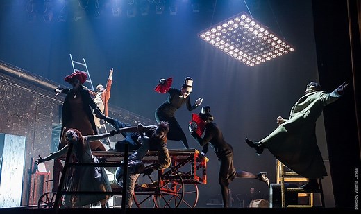 300 Irresistible Words To Describe Theatre Performances | The Drama Teacher