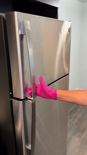 Satisfying Deep Cleaning Vlog for a Fresh Fridge