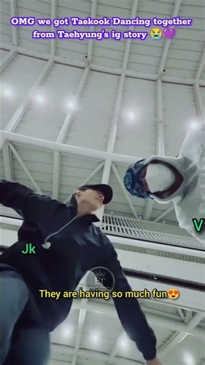 😭OMG just look at Taekook😍They are dancing together with hobi🥰we getting another dance challenge?