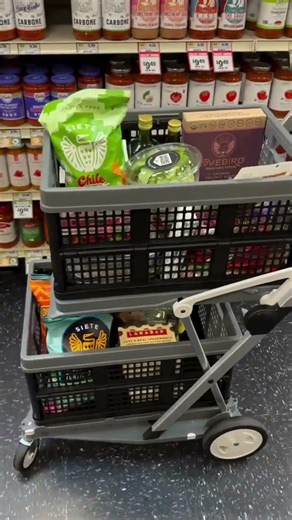 Portable and collapseable shopping cart #kitchengadgets #amazonfinds