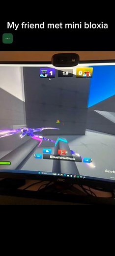 my friend met mini bloxia @MiniBloxia #roblox