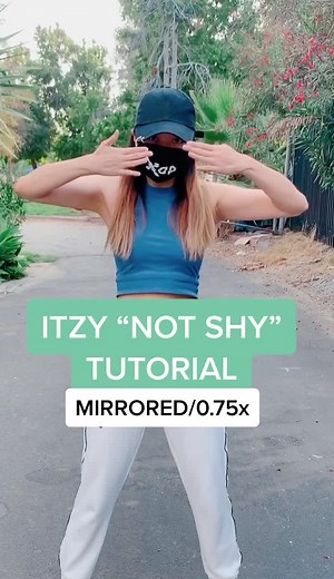 ITZY BIAS... WRECKER? 🤣 #itzy@itzyofficial #notshy#itzynotshy#notshydance#kpop#dance#tutorial#dancetutorial#fyp#foryou#trending