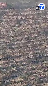 "I've never seen such destruction." AIR7 got aerial views of the wildfire devastation in Pacific Palisades. 💔 Watch live fire coverage here: https://abc7.la/4afnLwW Update: 10 dead, 6th fire (Kenneth Fire) in Woodland Hills has erupted. Over 5,000 structures destroyed. Kenneth fire erupts in West Hills, moves into Ventura County and jumps to 960 acres. National Guard has begun to arrive... | Todays California